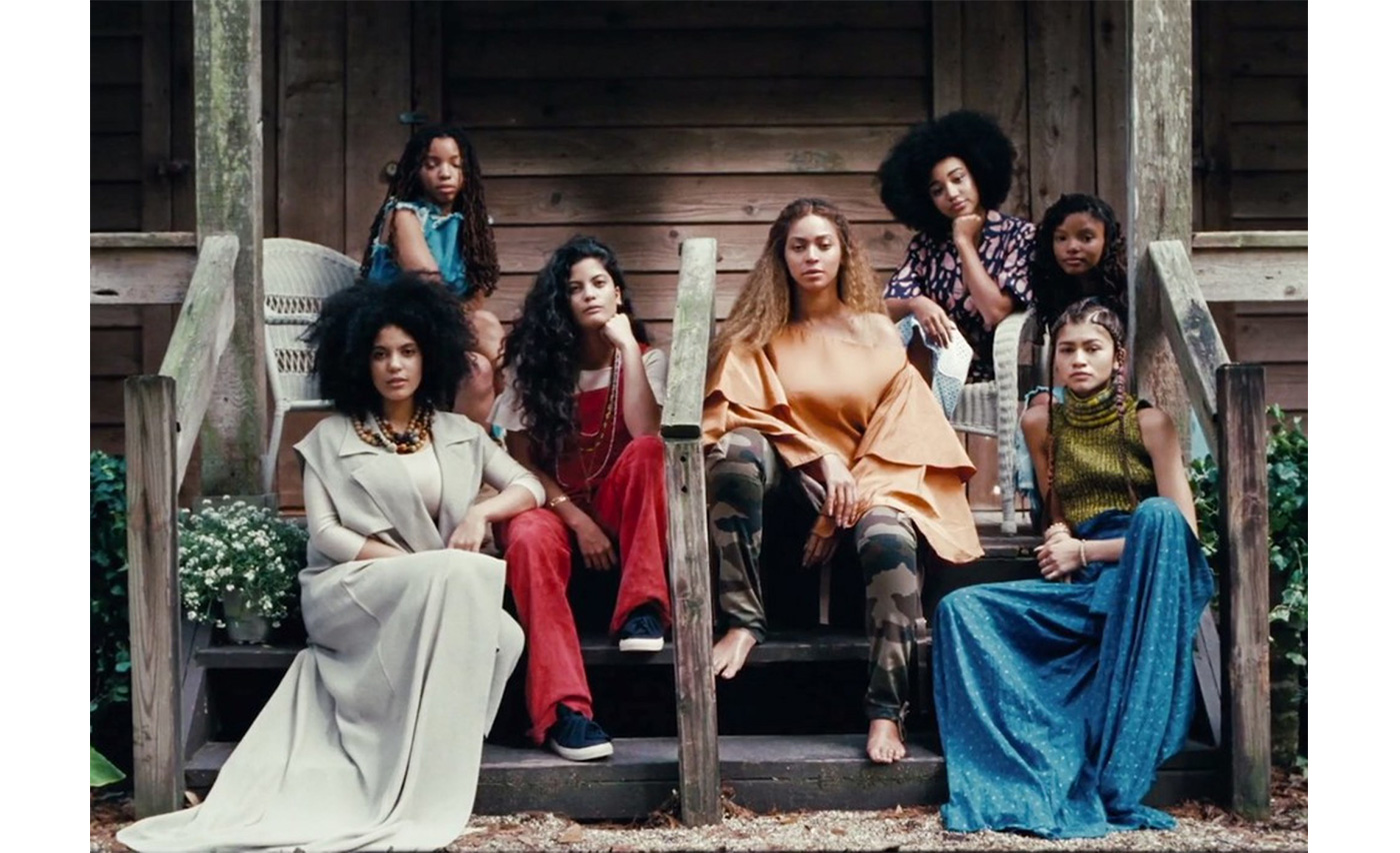 Ibeyi ( the Afro-french Cuban Twin Sisters Who Sings in Yoruba ...